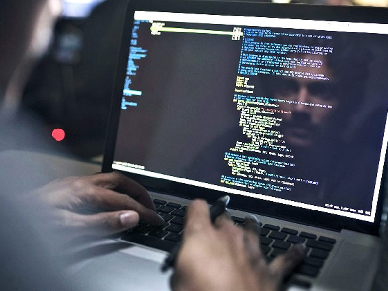 Code là gì? Cần kỹ năng gì để trở thành coder chuyên nghiệp